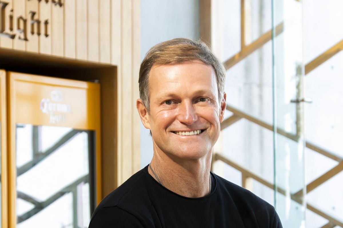 Ambev troca de comando em 2025 com entrada de Carlos Lisboa como CEO da ...